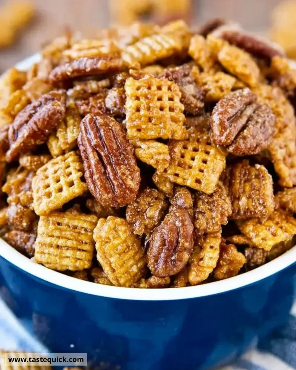 Praline Crunch Crispix Pecan